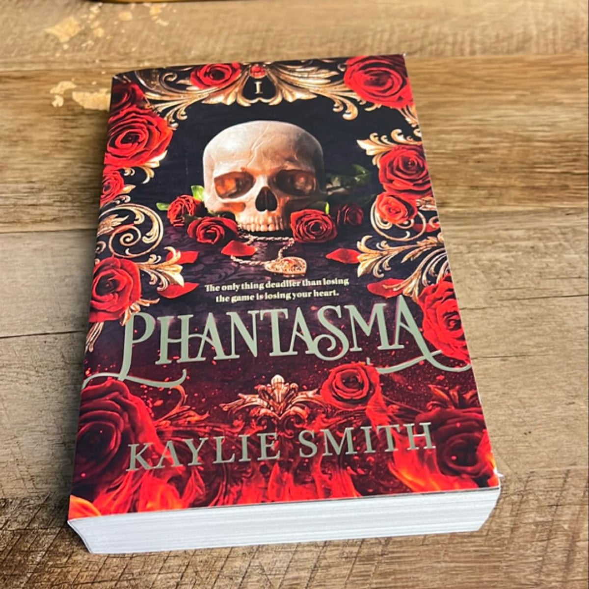 Phantasma by Kaylie Smith, Paperback | Pangobooks