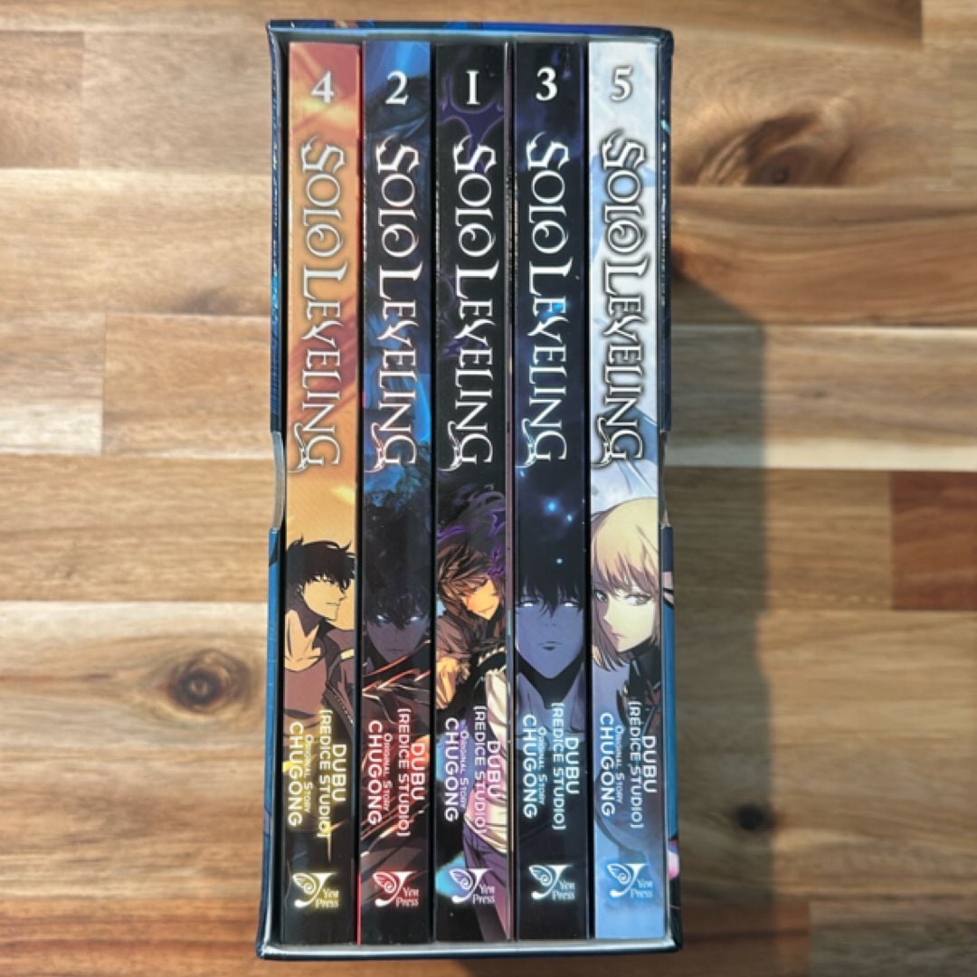 Yen Press Solo Leveling Box Set by Chugong, Paperback | Pangobooks