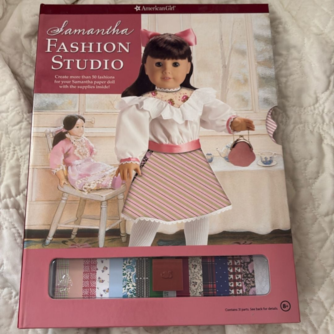 Samantha Fashion Studio by Dan Andreasen