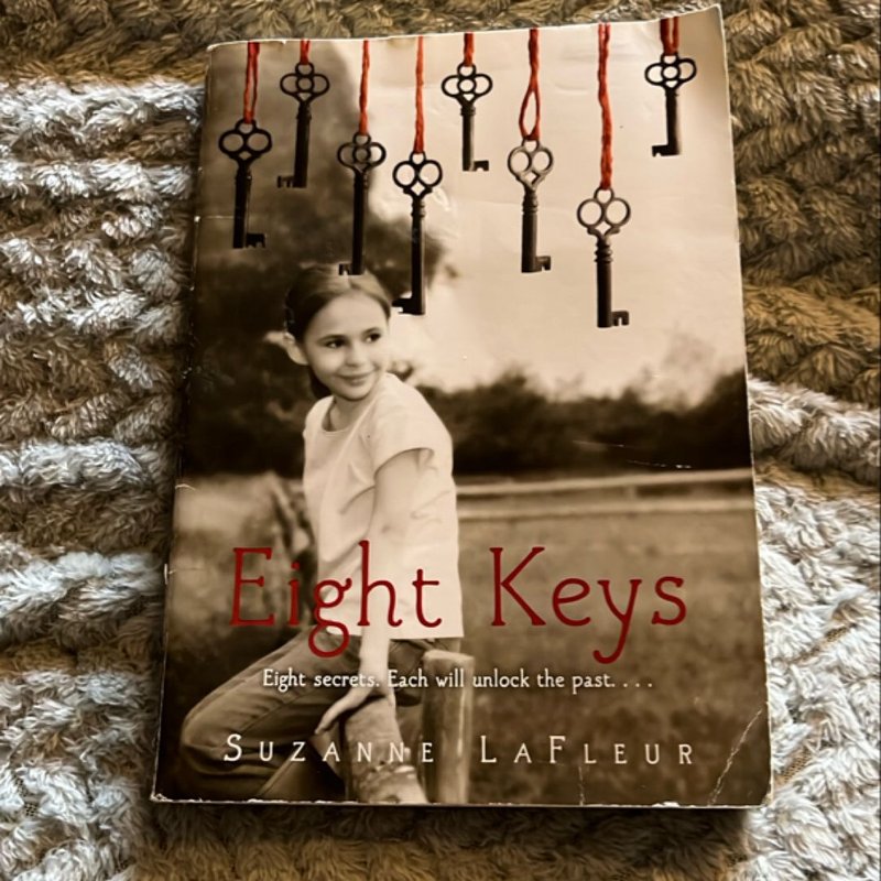 Eight Keys by Suzanne LaFleur, Paperback | Pangobooks