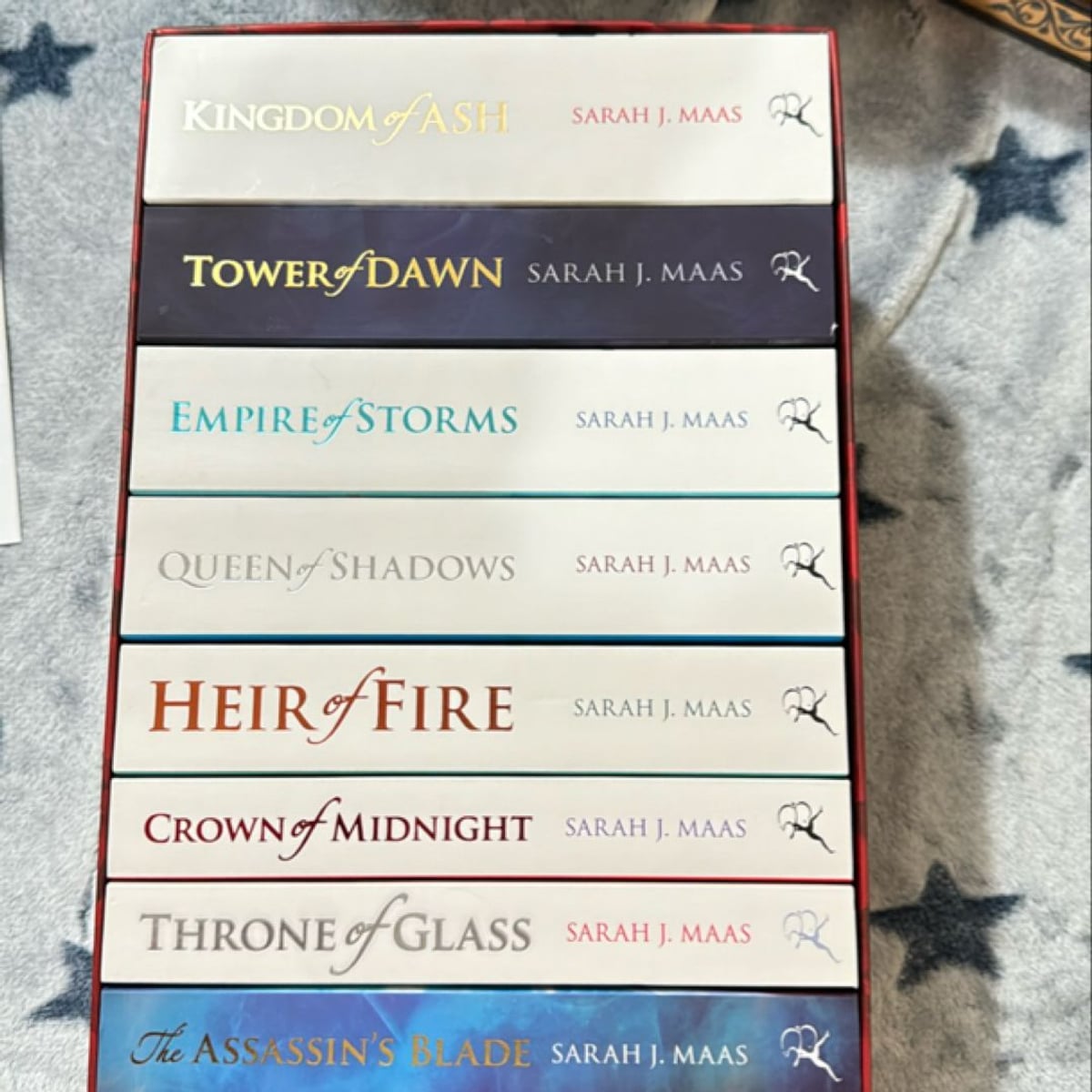Throne of Glass Paperback Box Set by Sarah J. Maas, Paperback | Pangobooks