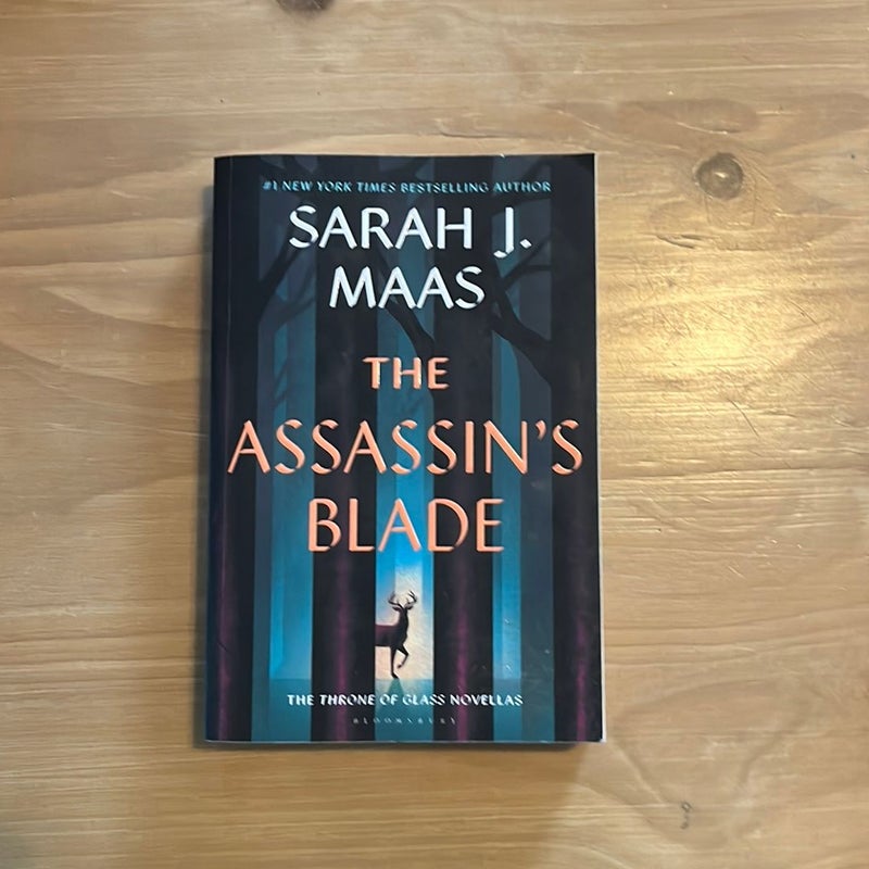 The Assassin's Blade by Sarah J. Maas, Paperback | Pangobooks