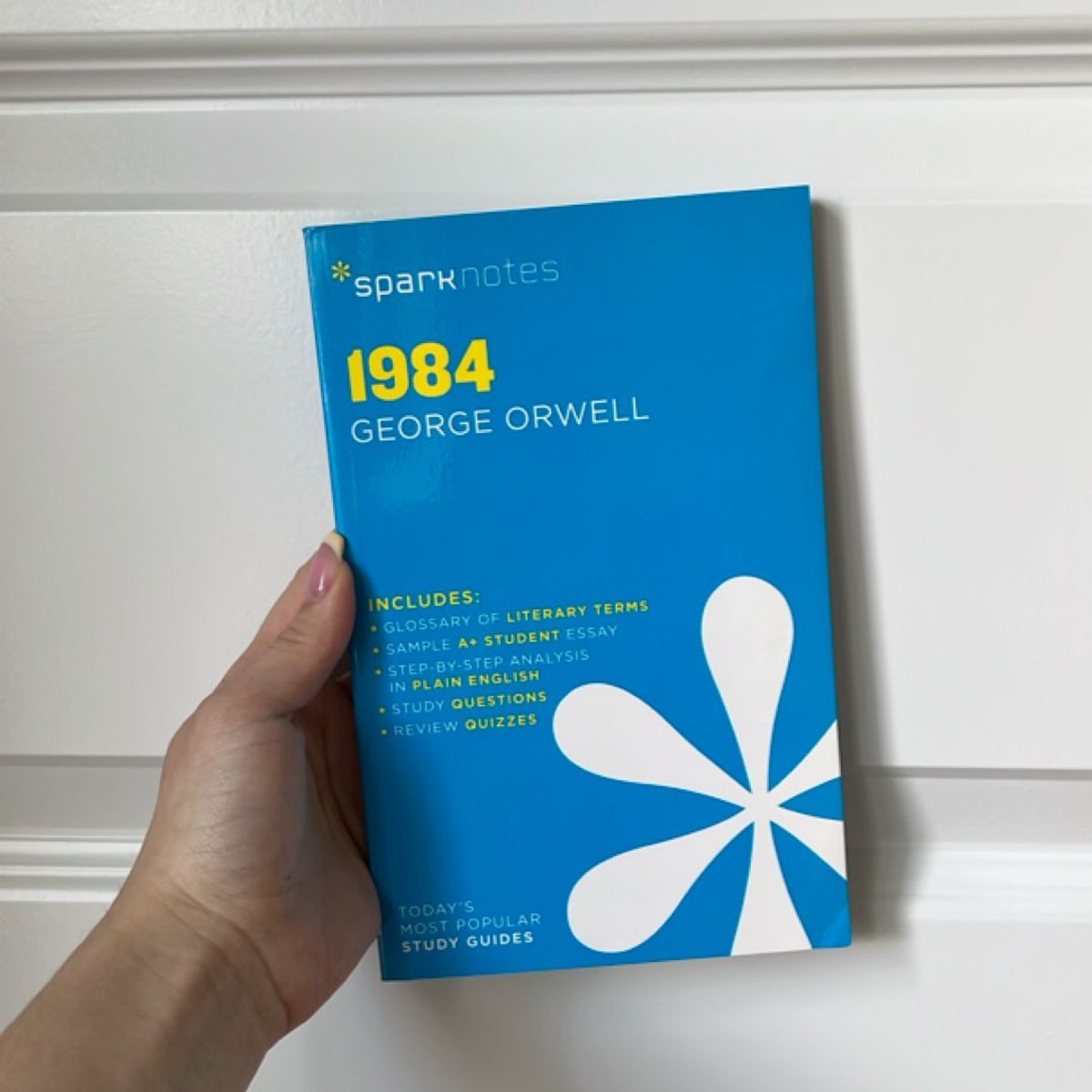 Spark Notes 1984 by SparkNotes, George. Orwell