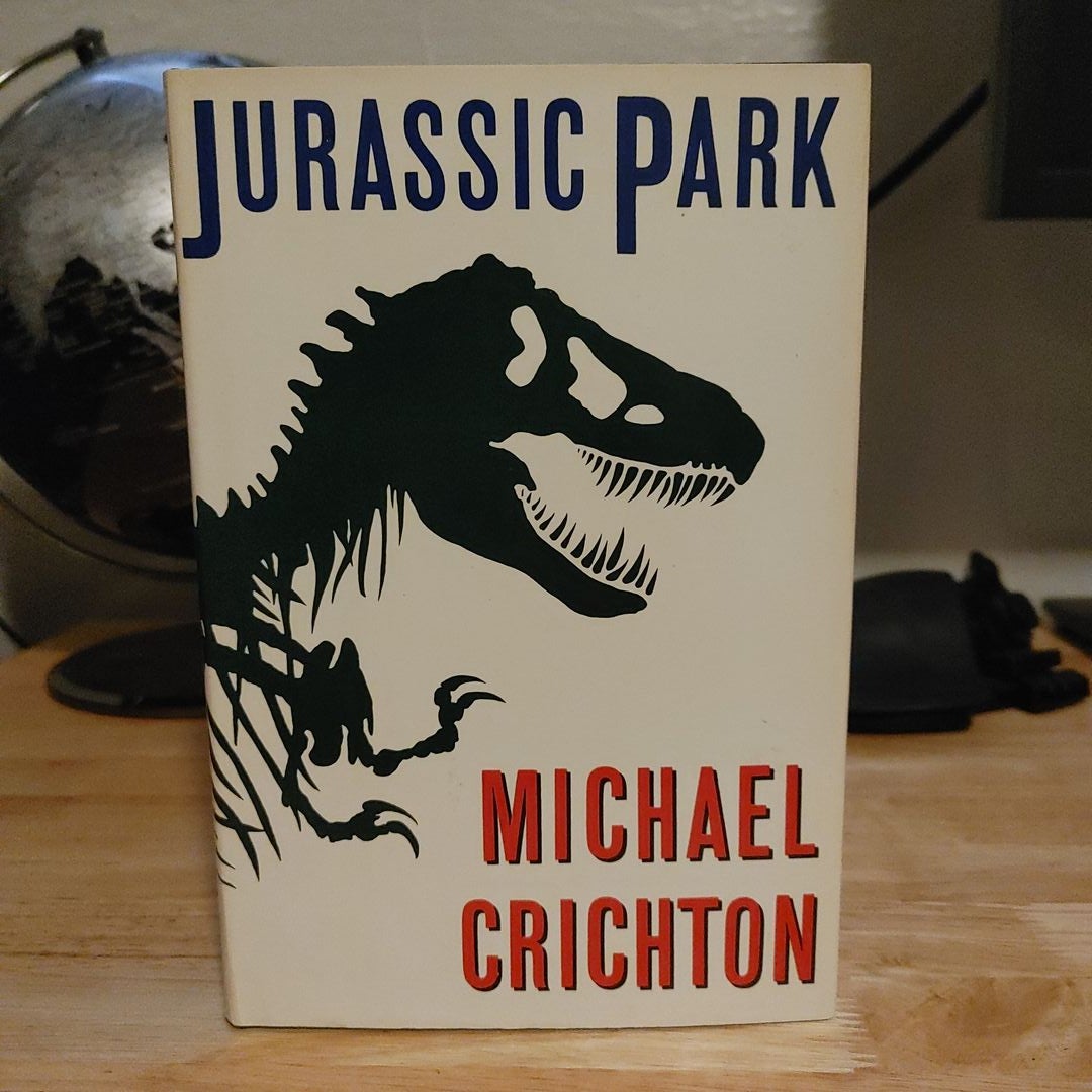 Jurassic Park by Michael Crichton , Hardcover | Pangobooks