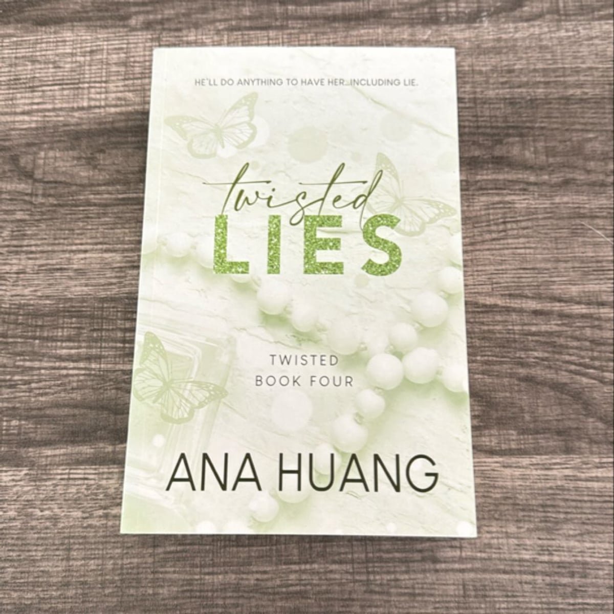 Twisted Lies by Ana Huang, Paperback | Pangobooks