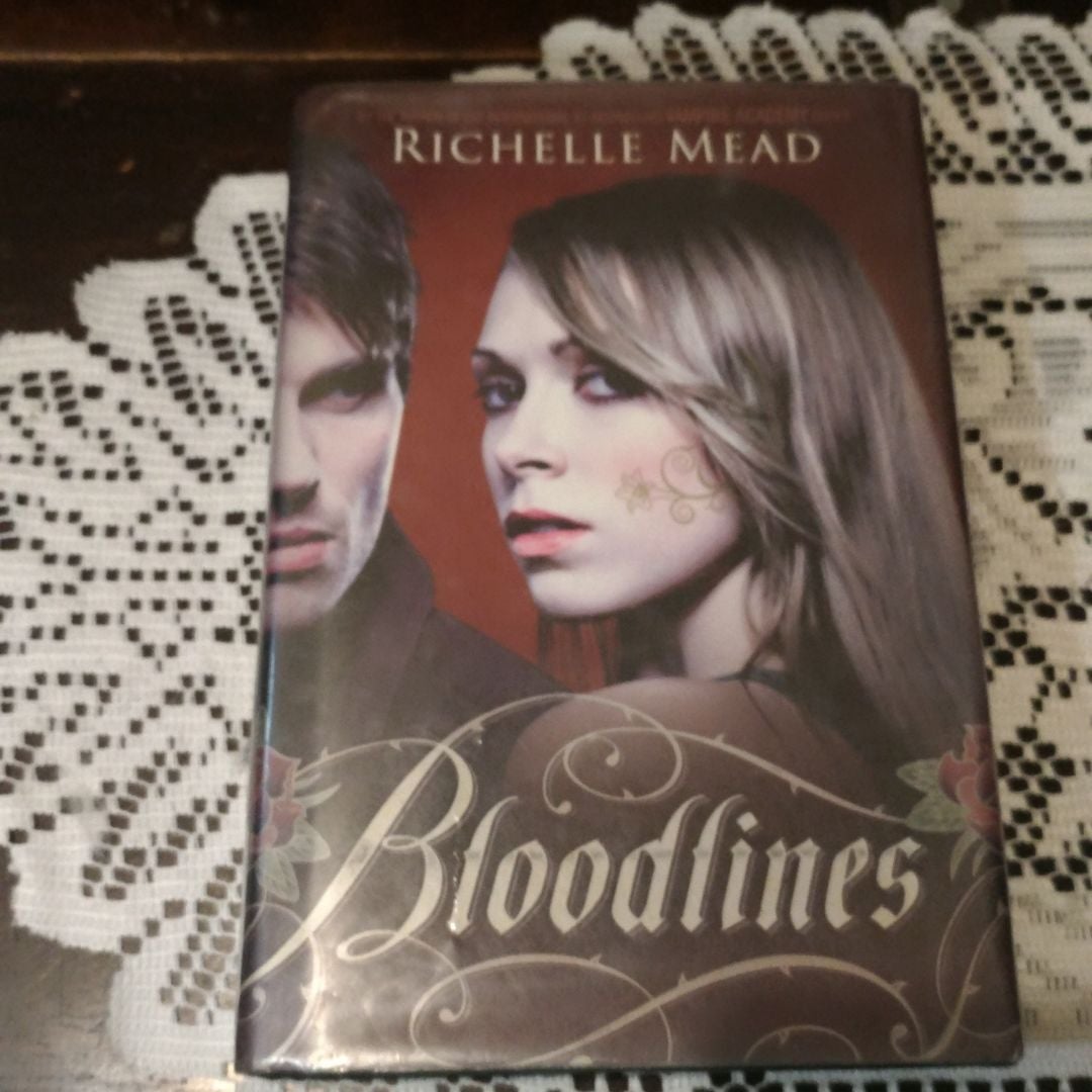 Bloodlines by Richelle Mead, Hardcover | Pangobooks