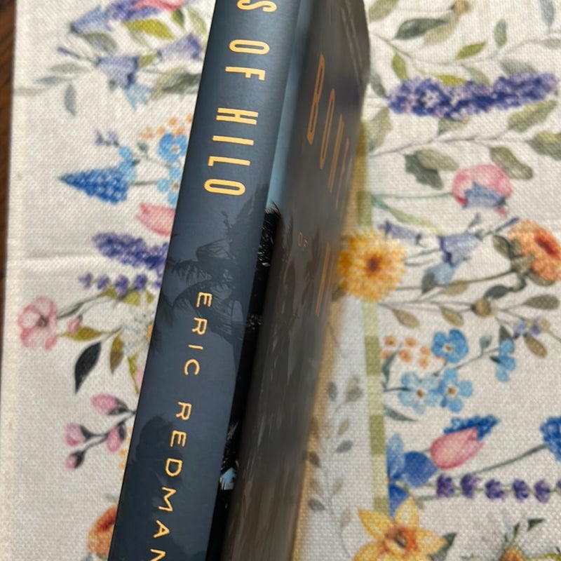 Bones of Hilo by Eric Redman, Hardcover | Pangobooks