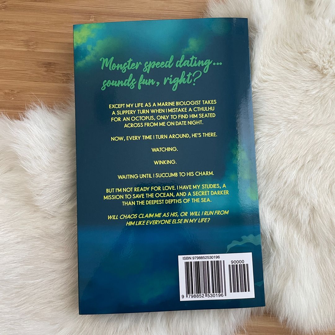 Claimed by the Cthulhu by Wendi Gogh, Paperback | Pangobooks