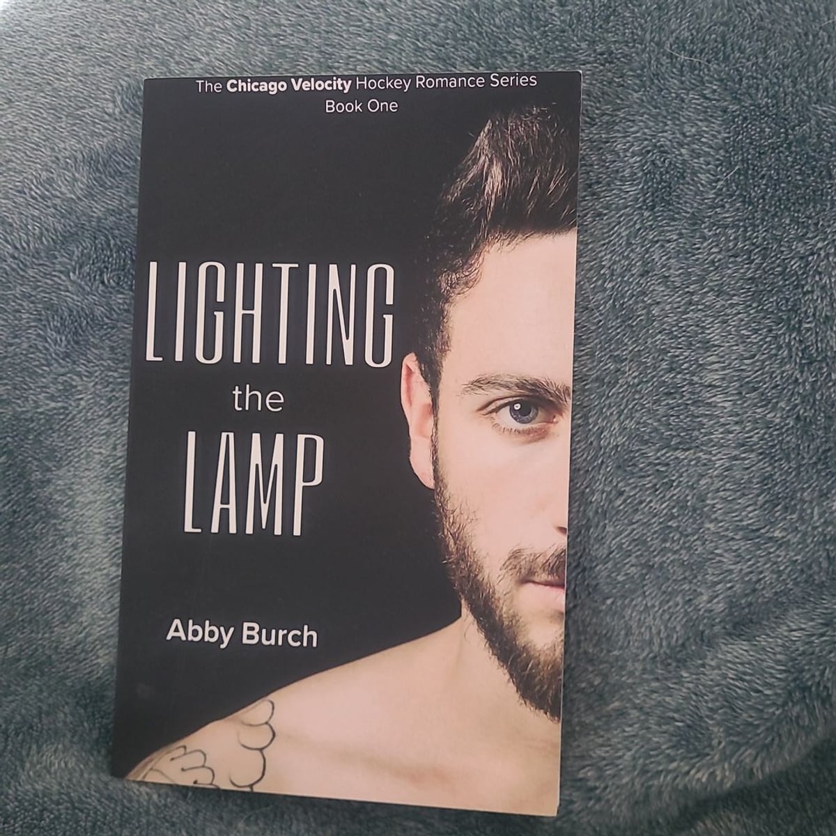 Lighting the Lamp by Abby Burch, Paperback | Pangobooks