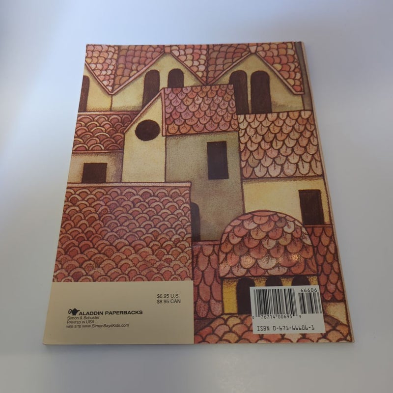 Strega Nona by Tomie dePaola