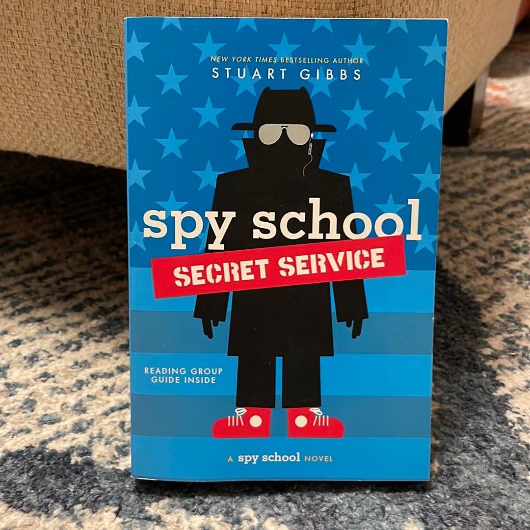 Spy School Secret Service by Stuart Gibbs, Paperback | Pangobooks