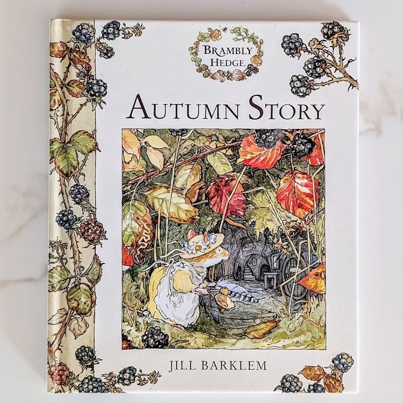 Autumn Story (Brambly Hedge) by Jill Barklem
