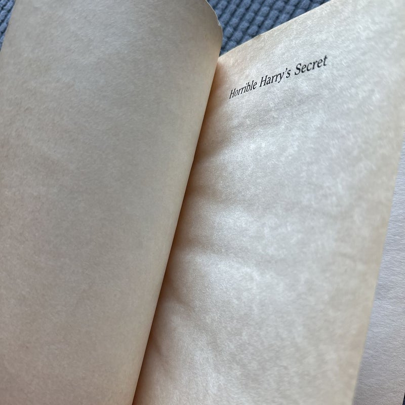 Horrible Harry’s Secret by Suzy Kline, Paperback | Pangobooks