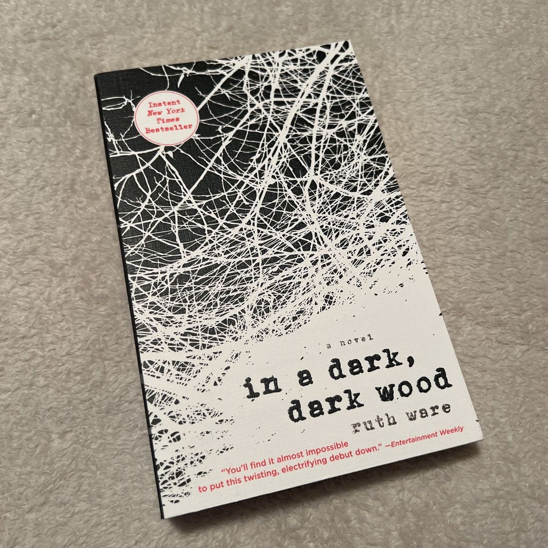In a Dark, Dark Wood by Ruth Ware, Paperback | Pangobooks