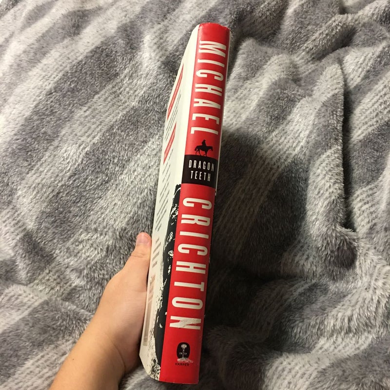 Dragon Teeth by Michael Crichton , Hardcover | Pangobooks