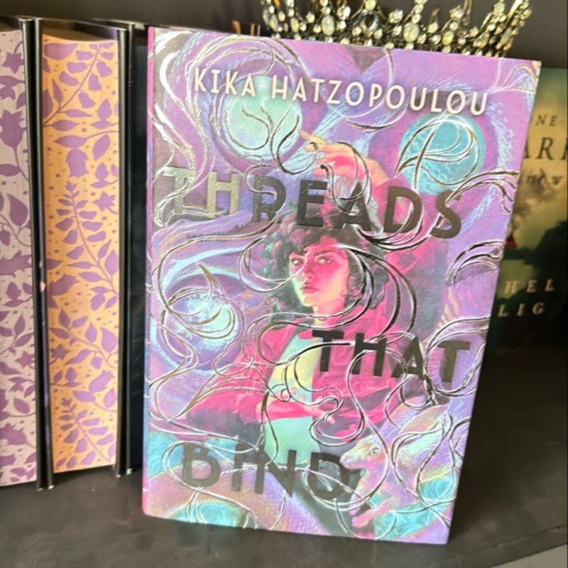 Threads That Bind by Kika Hatzopoulou, Hardcover | Pangobooks
