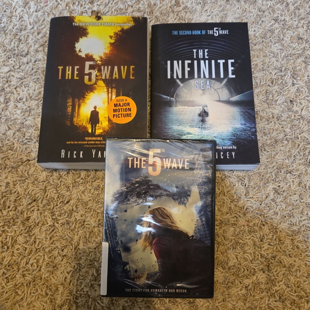 The 5th wave 1st 2 books and movie by Rick Yancey, Paperback | Pangobooks