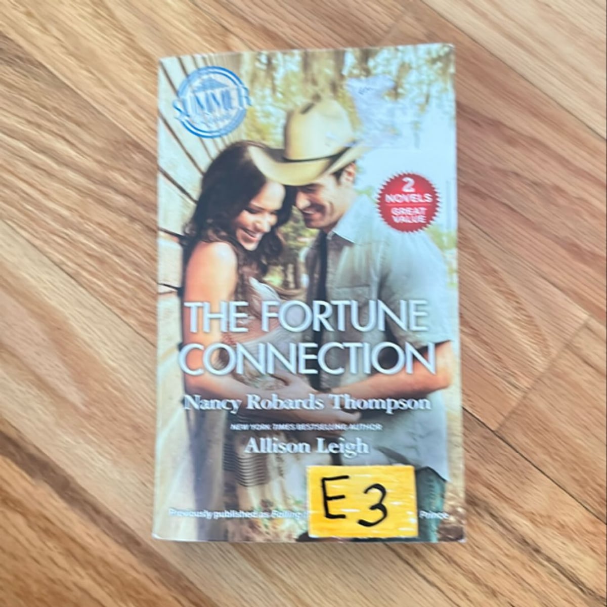 The Fortune Connection by Leigh, Paperback | Pangobooks