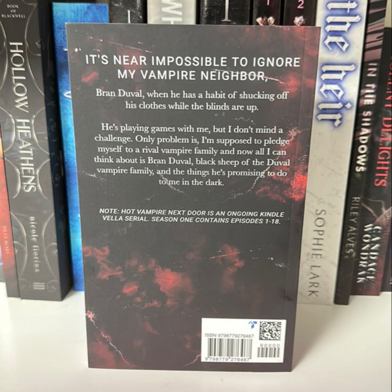 Hot Vampire Next Door by Nikki St. Crowe, Paperback | Pangobooks