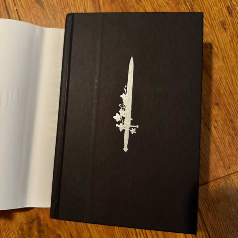 Powerless (Signed): B&N Exclusive by Lauren Roberts, Hardcover | Pangobooks