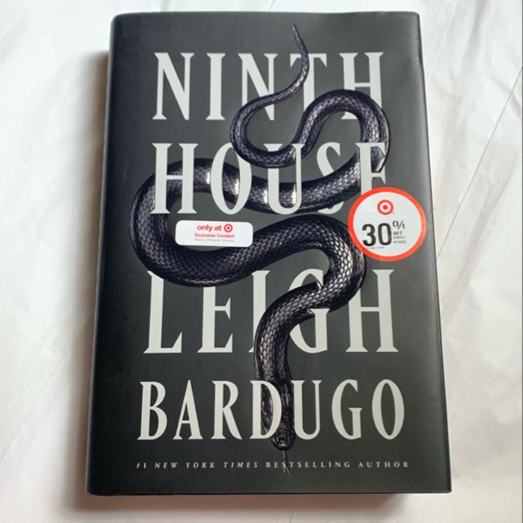 Ninth House by Leigh Bardugo, Hardcover | Pangobooks
