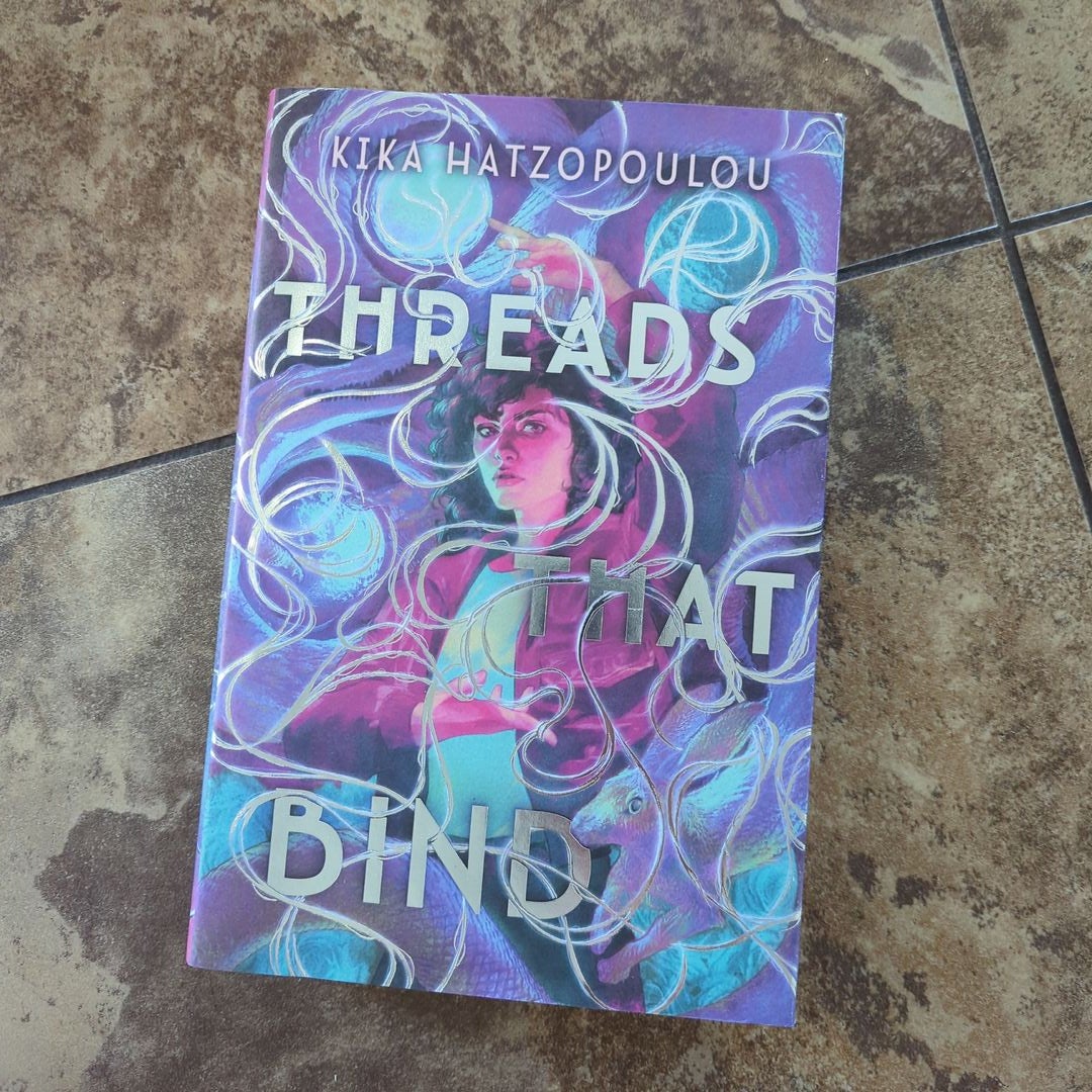 Threads That Bind by Kika Hatzopoulou, Hardcover | Pangobooks