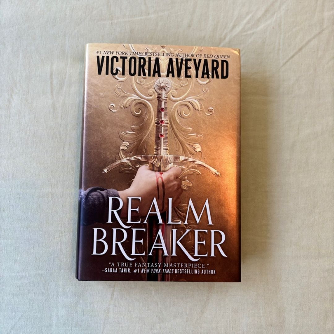 Realm Breaker by Victoria Aveyard, Hardcover | Pangobooks