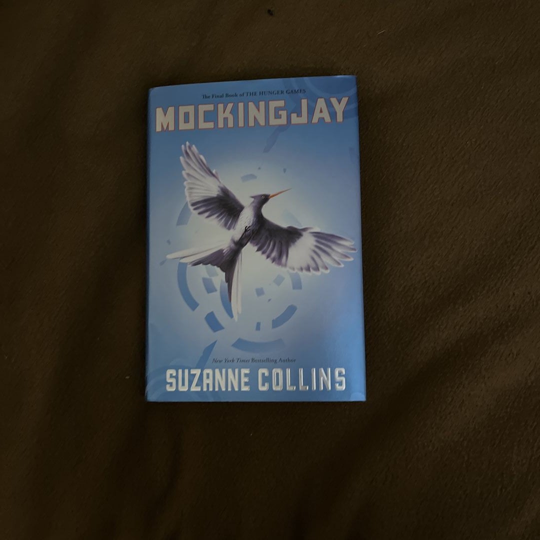 Mockingjay by Suzanne Collins, Hardcover | Pangobooks