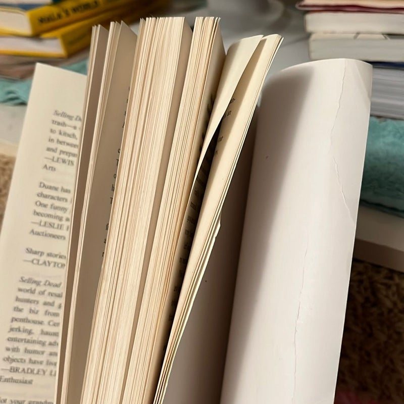 Selling Dead People's Things by Duane Scott Cerny