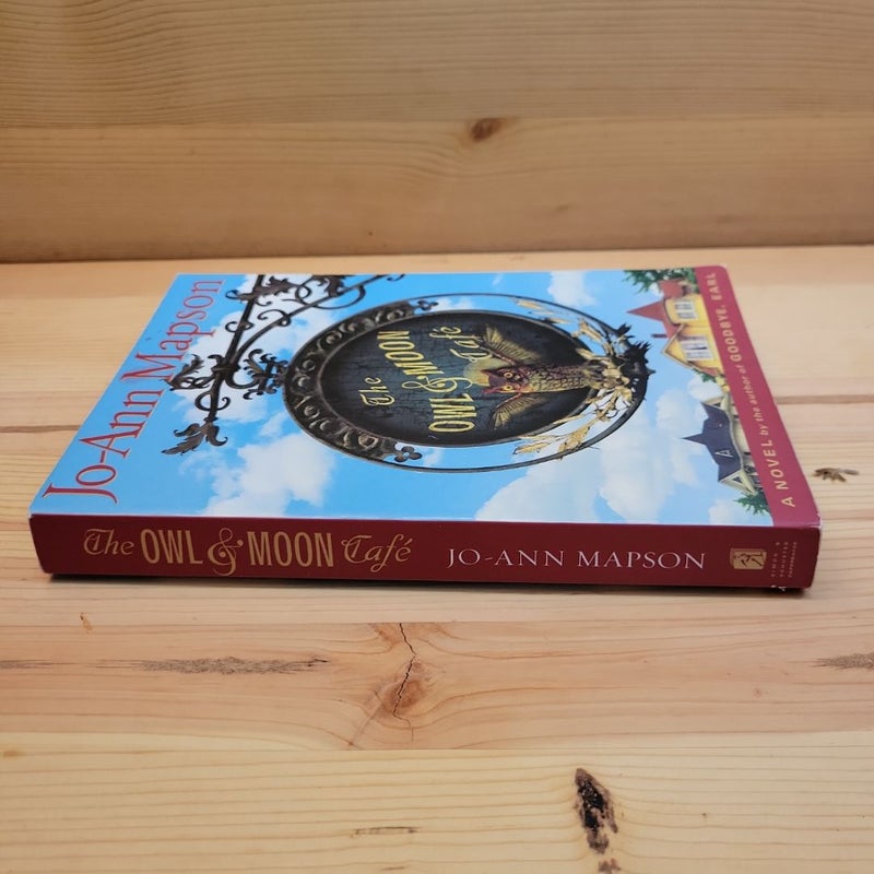 The Owl and Moon Cafe by Jo-Ann Mapson, Paperback | Pangobooks