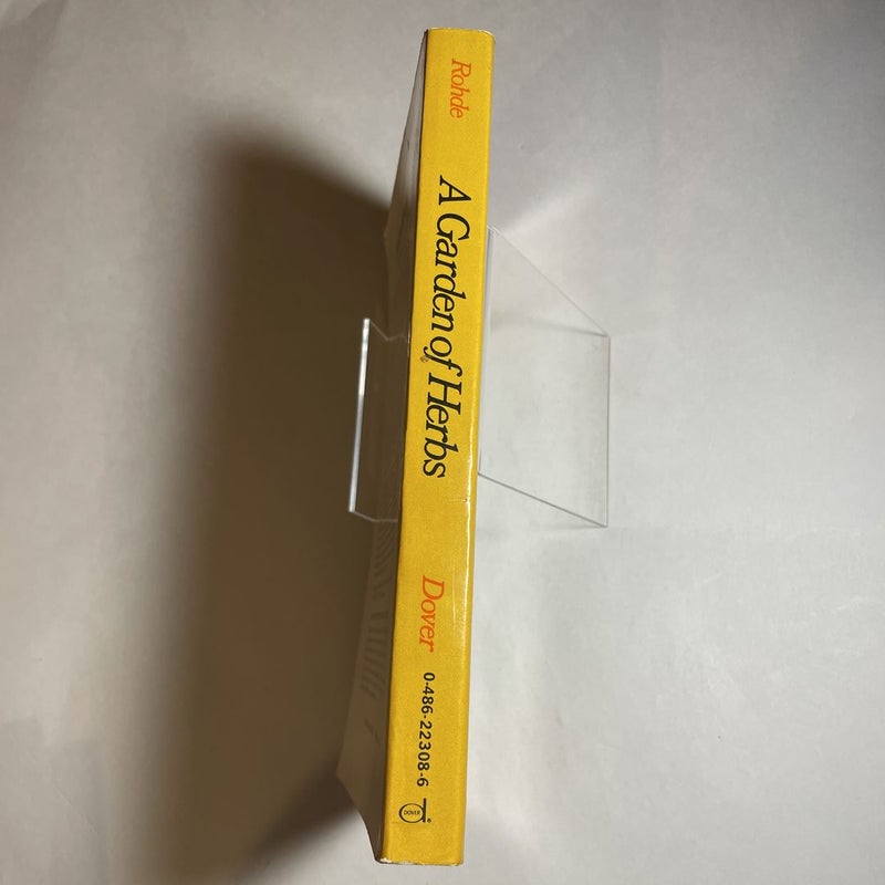 A Garden of Herbs by Eleanour Sinclair Rohde, Paperback | Pangobooks