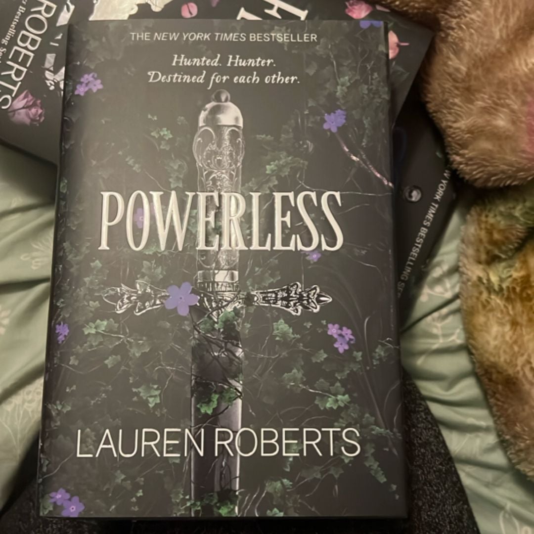 Powerless by Lauren Roberts, Hardcover | Pangobooks