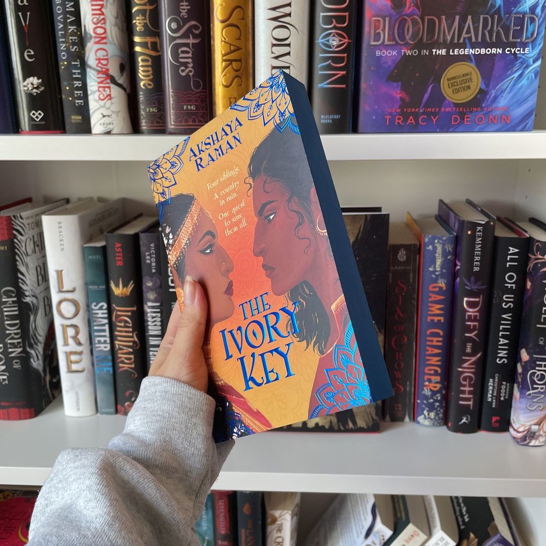 The Ivory Key by Akshaya Raman, Paperback | Pangobooks