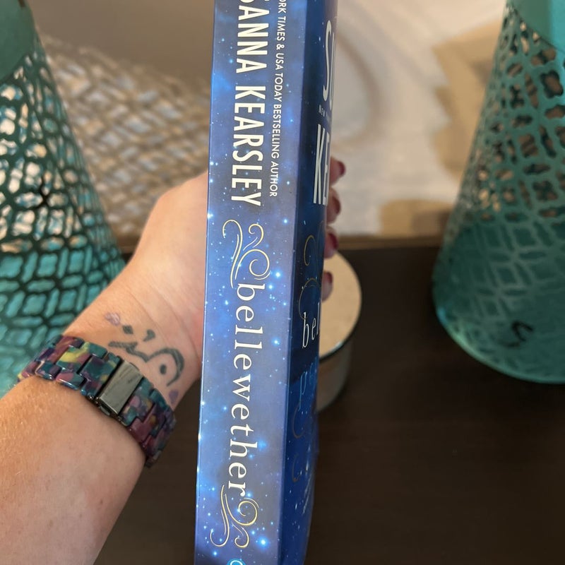 Bellewether by Susanna Kearsley, Paperback | Pangobooks