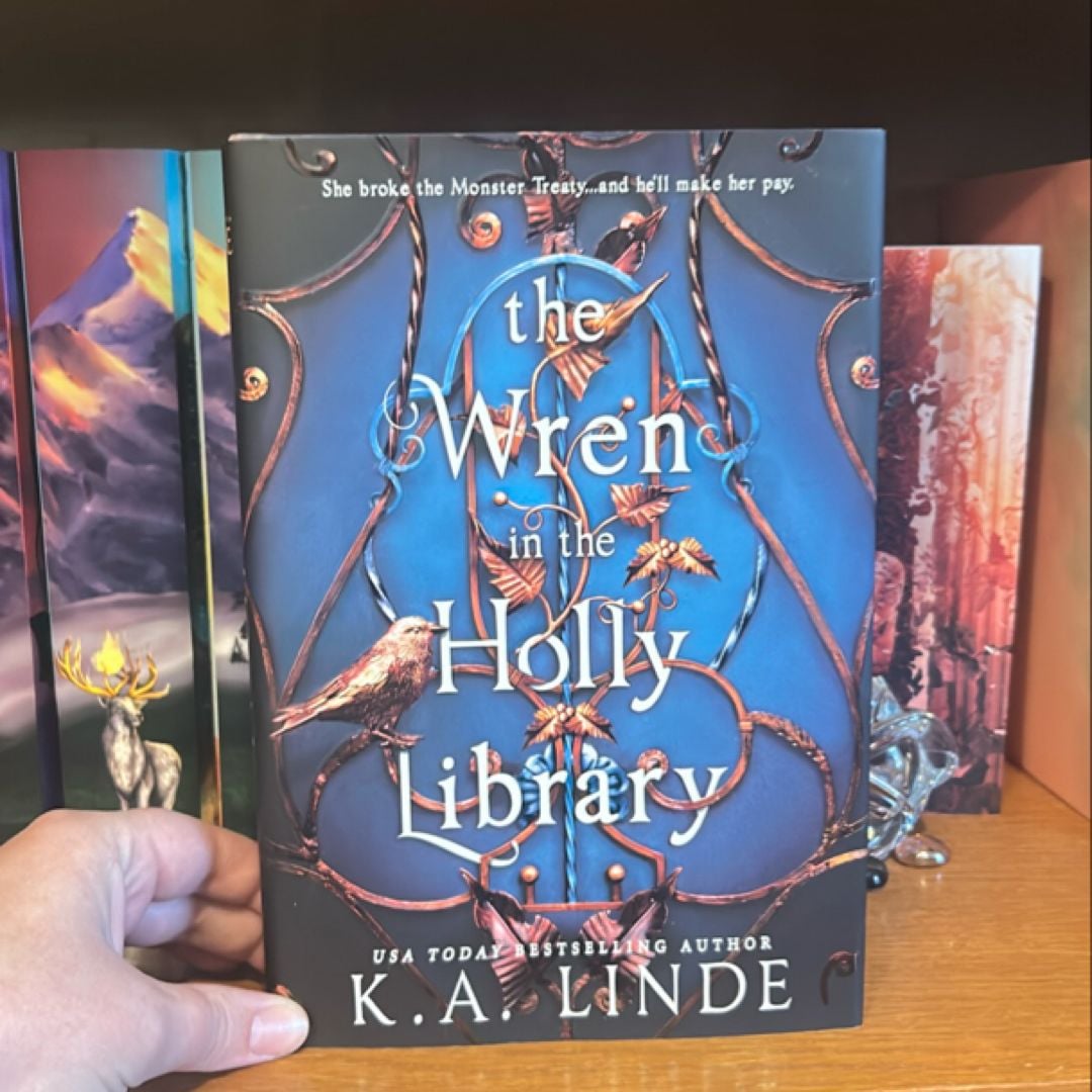 The Wren in the Holly Library (Deluxe Limited Edition) by K. A. Linde ...