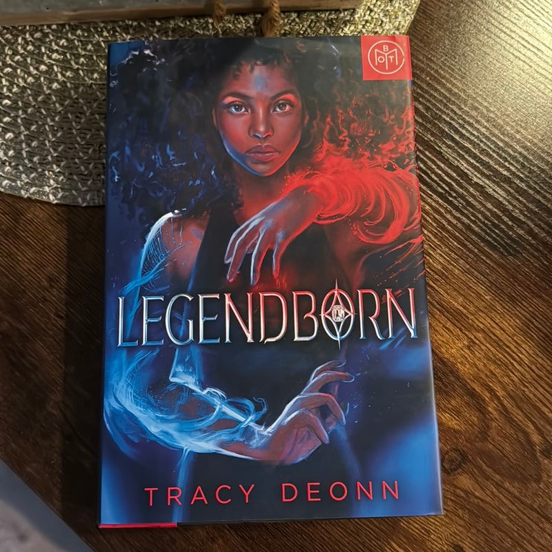 Legendborn by Tracy Deonn, Hardcover | Pangobooks