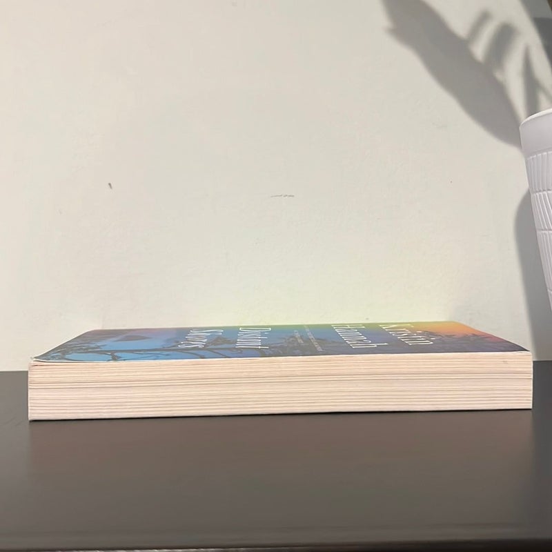 Distant Shores by Kristin Hannah, Paperback | Pangobooks