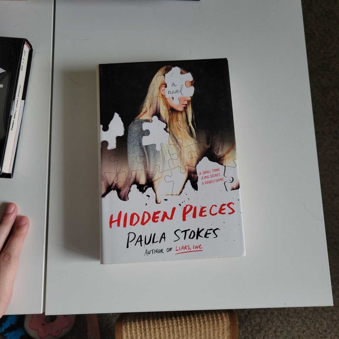 Hidden Pieces by Paula Stokes