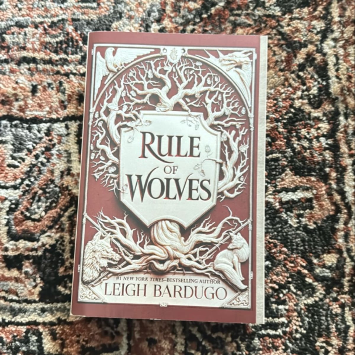 Rule of Wolves by Leigh Bardugo, Paperback | Pangobooks