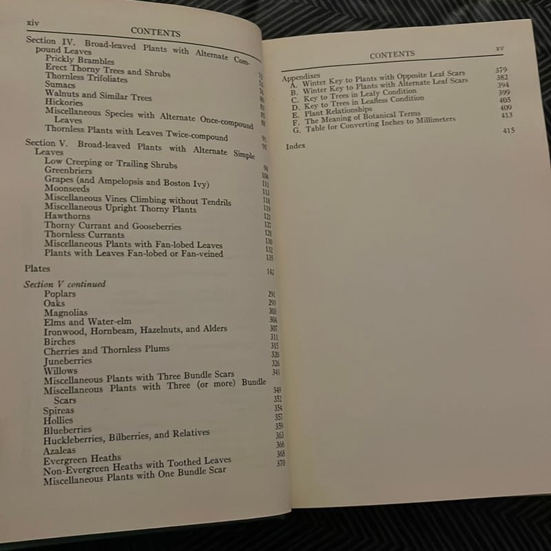 A field guide to Trees and Shrubs by George A. Petrides, Hardcover | Pangobooks