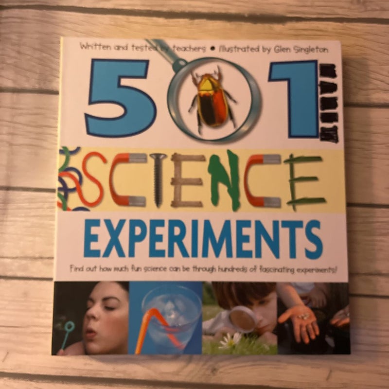 501 Science Experiments by Hinkler Books