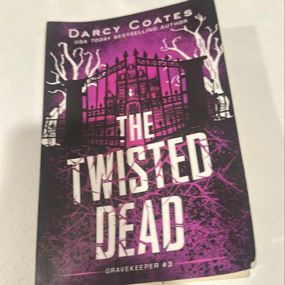 The Twisted Dead by Darcy Coates
