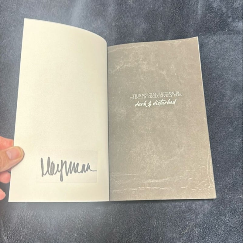 Dark & Disturbed- When Ashes Fall by Marni Mann, Paperback | Pangobooks