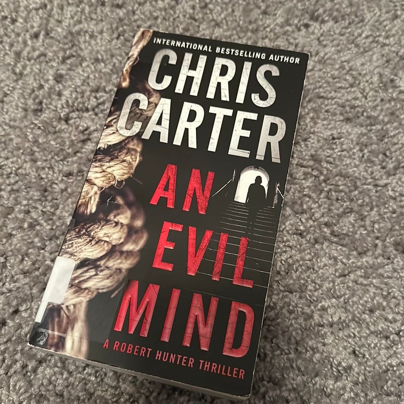 An Evil Mind by Chris Carter, Paperback | Pangobooks