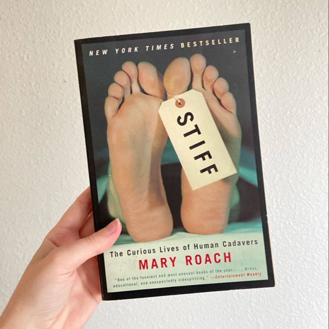 Stiff by Mary Roach, Paperback | Pangobooks