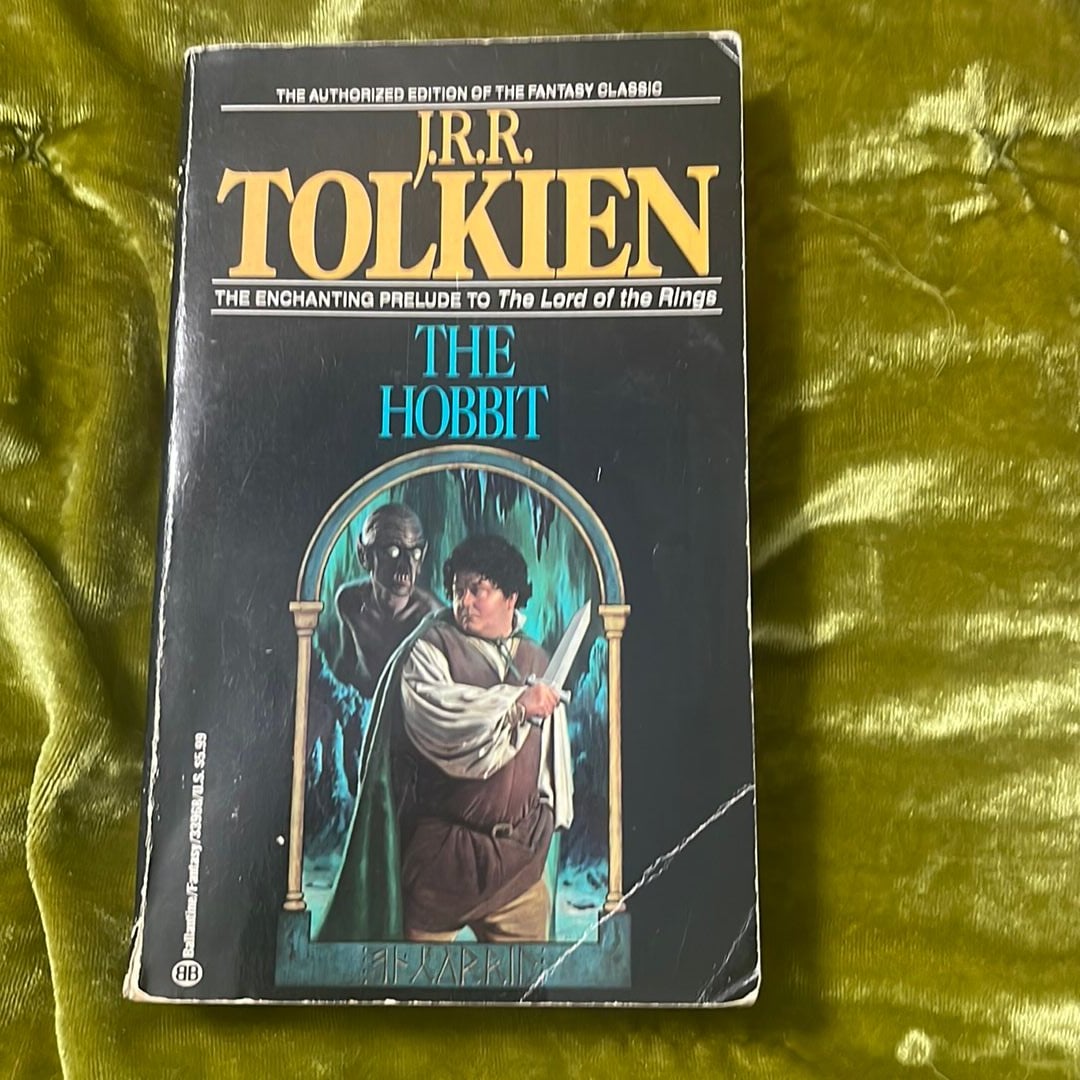 The Hobbit by J.R.R Tolkien , Paperback | Pangobooks