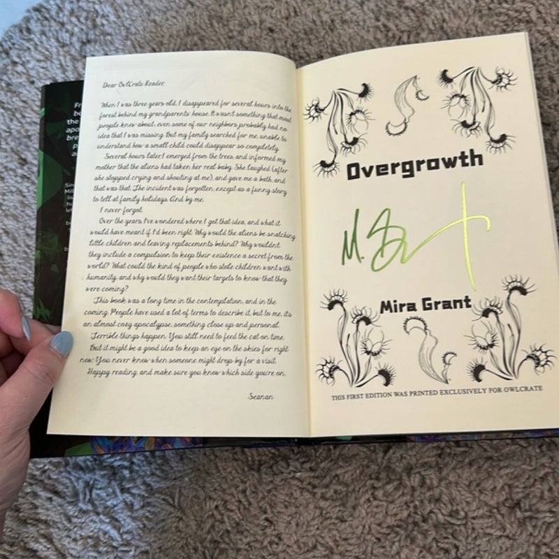 Overgrowth by Mira Grant , Hardcover | Pangobooks