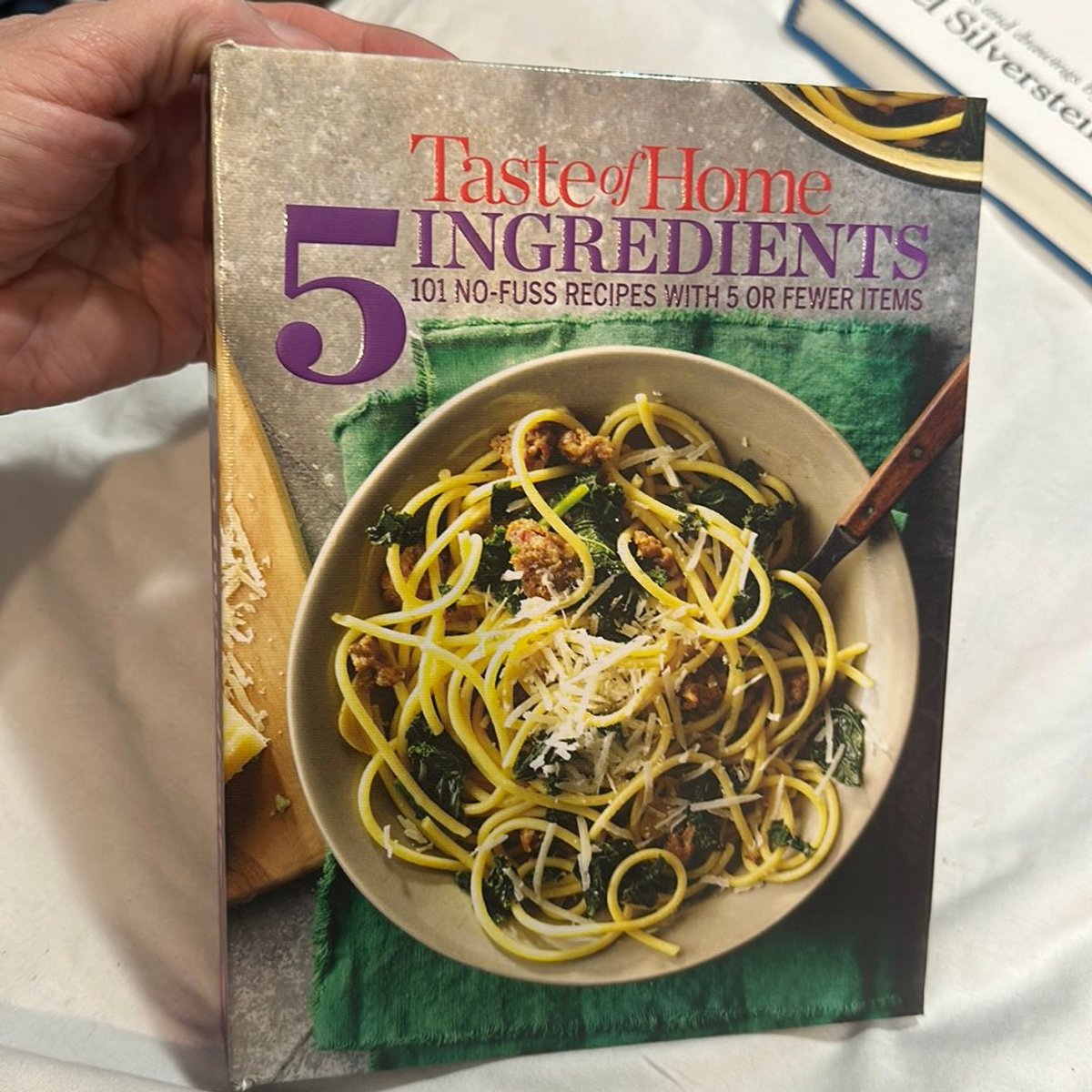 Taste of Home 5 Ingredient Mini Binder by Editors at Editors at Taste ...