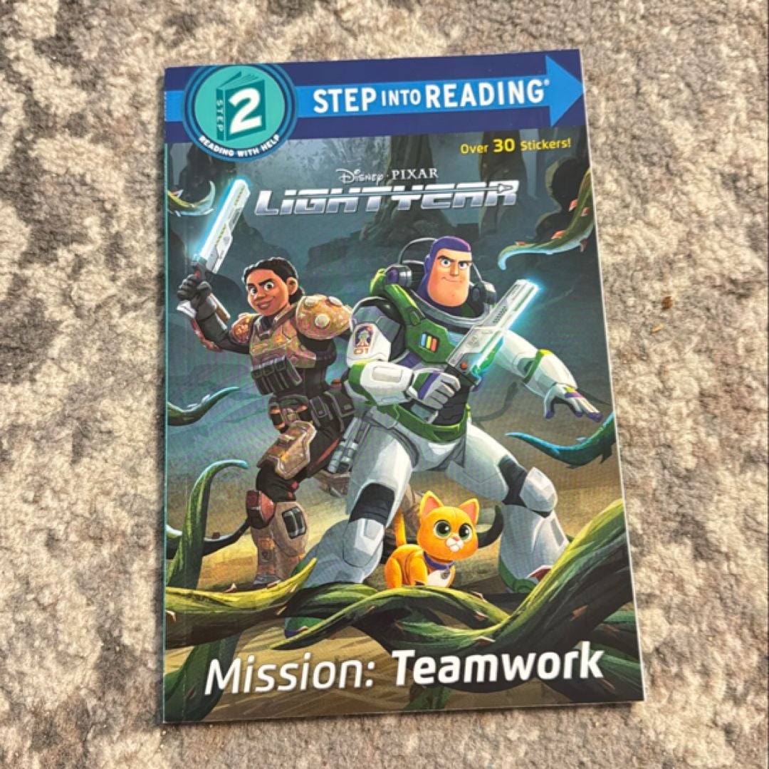 Mission: Teamwork (Disney/Pixar Lightyear) by RH Disney