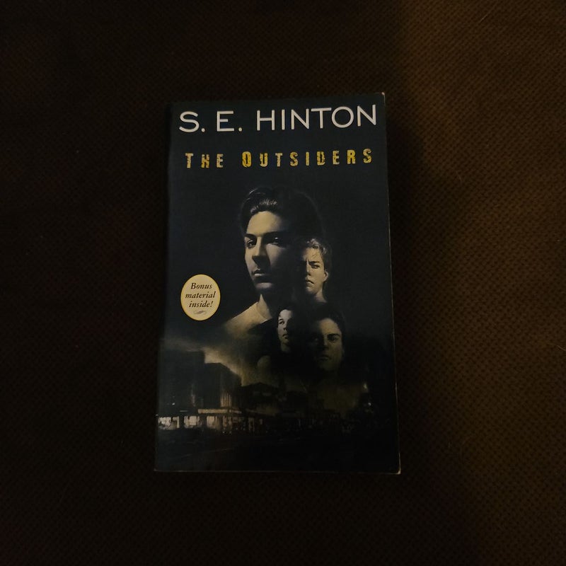 The Outsiders by S.E. Hinton, Paperback | Pangobooks